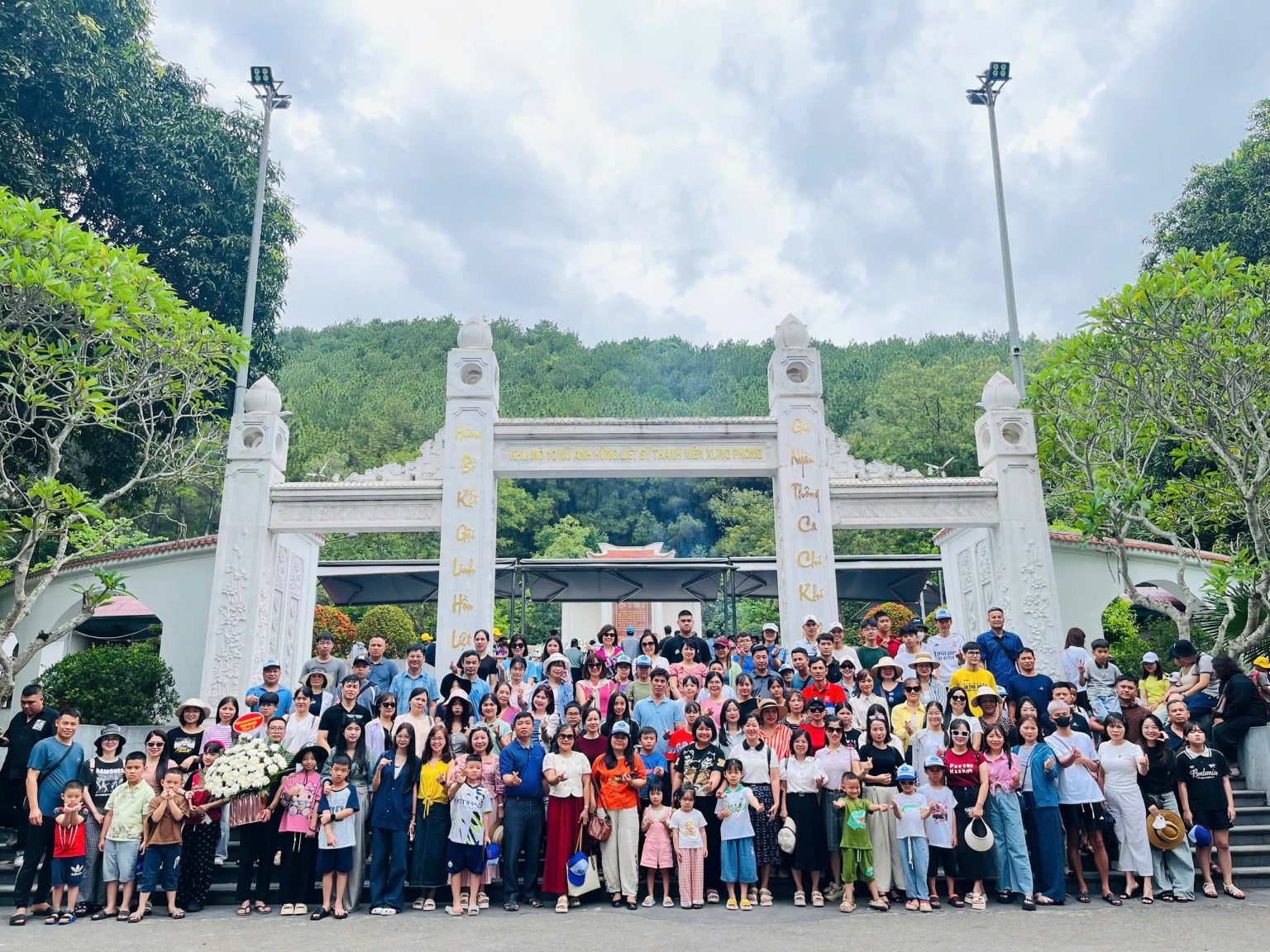 ICTU tổ chức chương trình về nguồn và hành trình gắn kết vươn xa 2025 ...